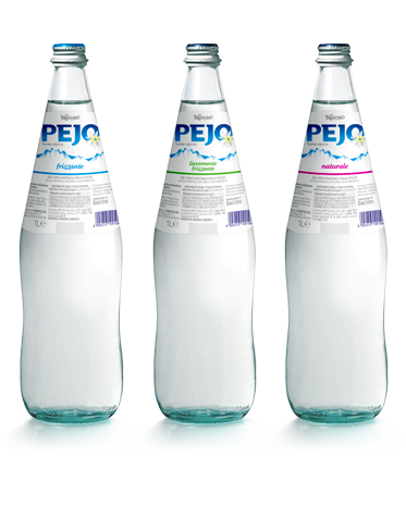 L'ACQUA PEJO FONTE ALPINA SGORGA A 1.393 METRI IN UNA DELLE LOCALITA ...